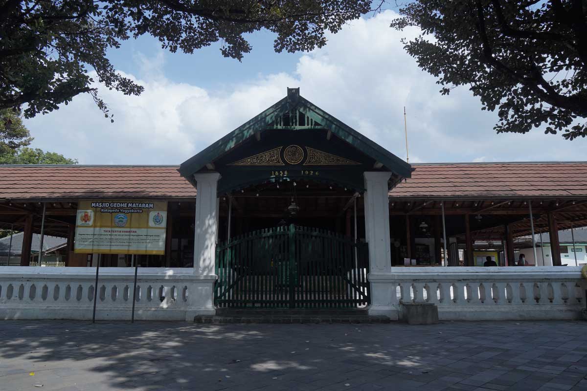 Makam Raja Mataram Kotagede
